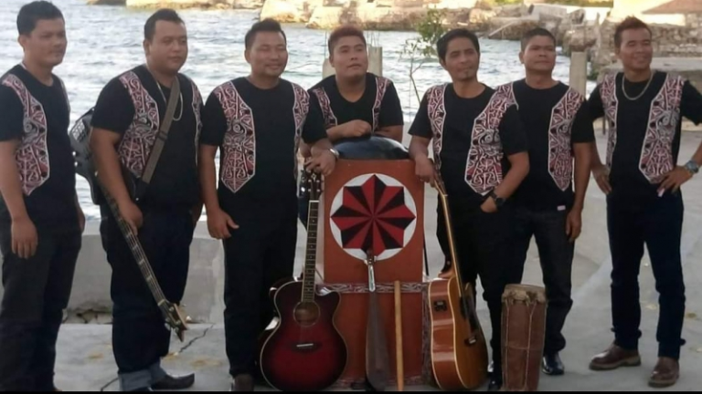 Grup Legendaris Batak : Marsada Band – BATAKKEREN
